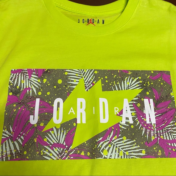 Jordan | Shirts | Nike Air Jordan Poolside Floral Crew Jumpman Tee ...
